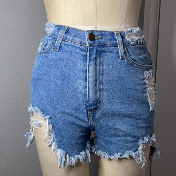 Vibrant | Shorts | Vibrant Distressed Stretch Denim Shorts | Poshmark